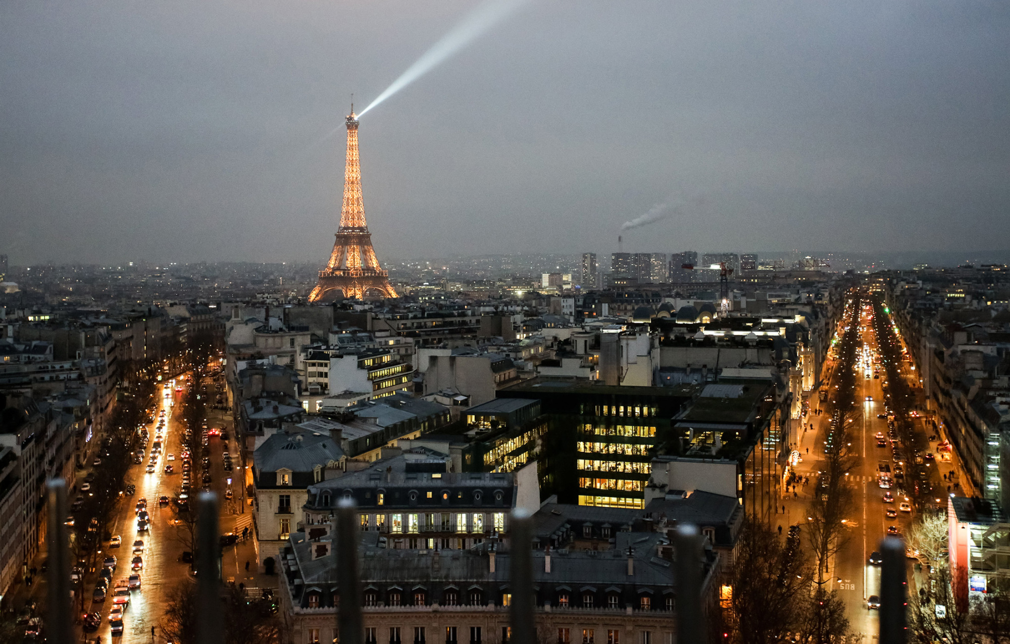 Blackstone to Seek $410 Million for Two Paris Offices - Bloomberg