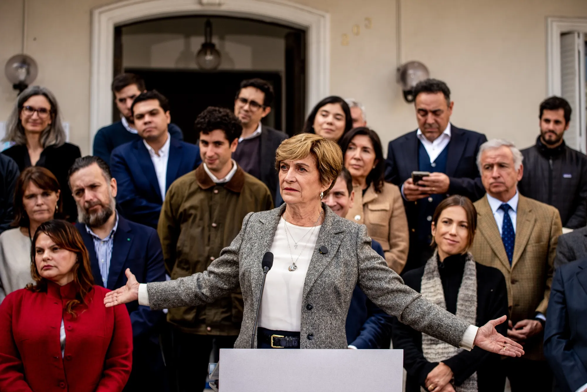 Matthei apuesta a la prudencia ante realidad económica de Chile - Bloomberg
