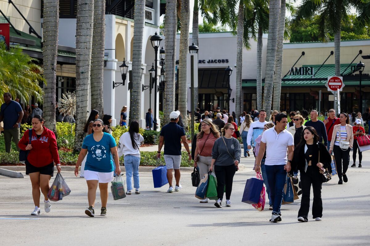 Tanger Beats Earnings Estimates as Gen Z Drives Return to Physical ...