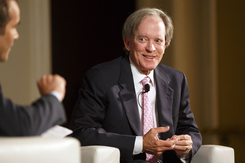 Bill Gross Sides With Pimco Bond Bulls in Seeing Yields Peaking - Bloomberg