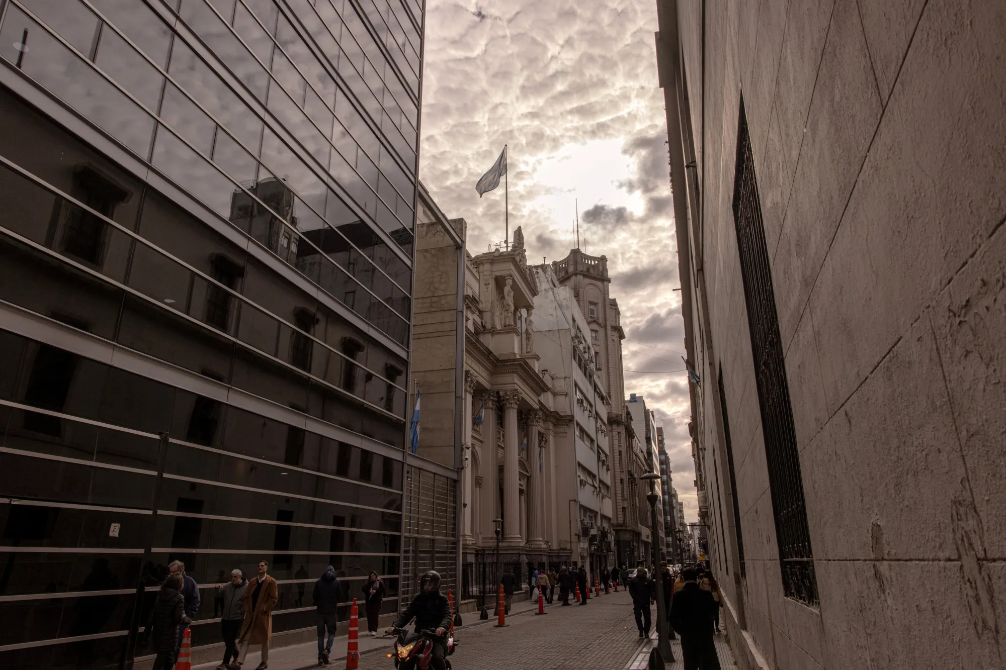 Argentina Unveils Repo Line to Help Replenish Central Bank Foreign ...