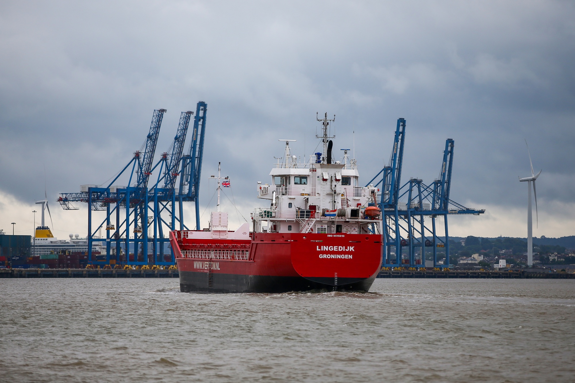 Supply Chain Latest: Trade Boom Sees River Revival, New London Shipyard ...