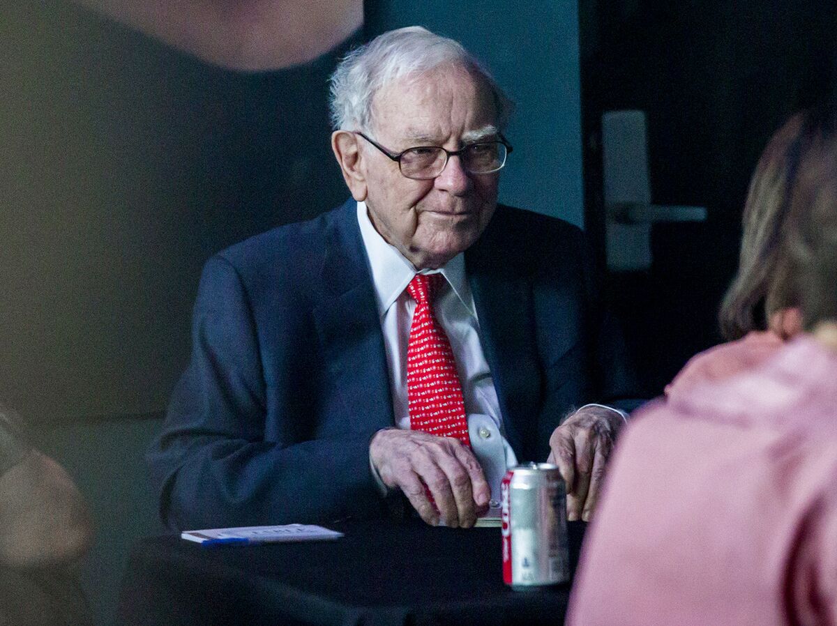 Hedge Funds Swap Shares as the Oracle Left Oracle: Taking Stock - Bloomberg