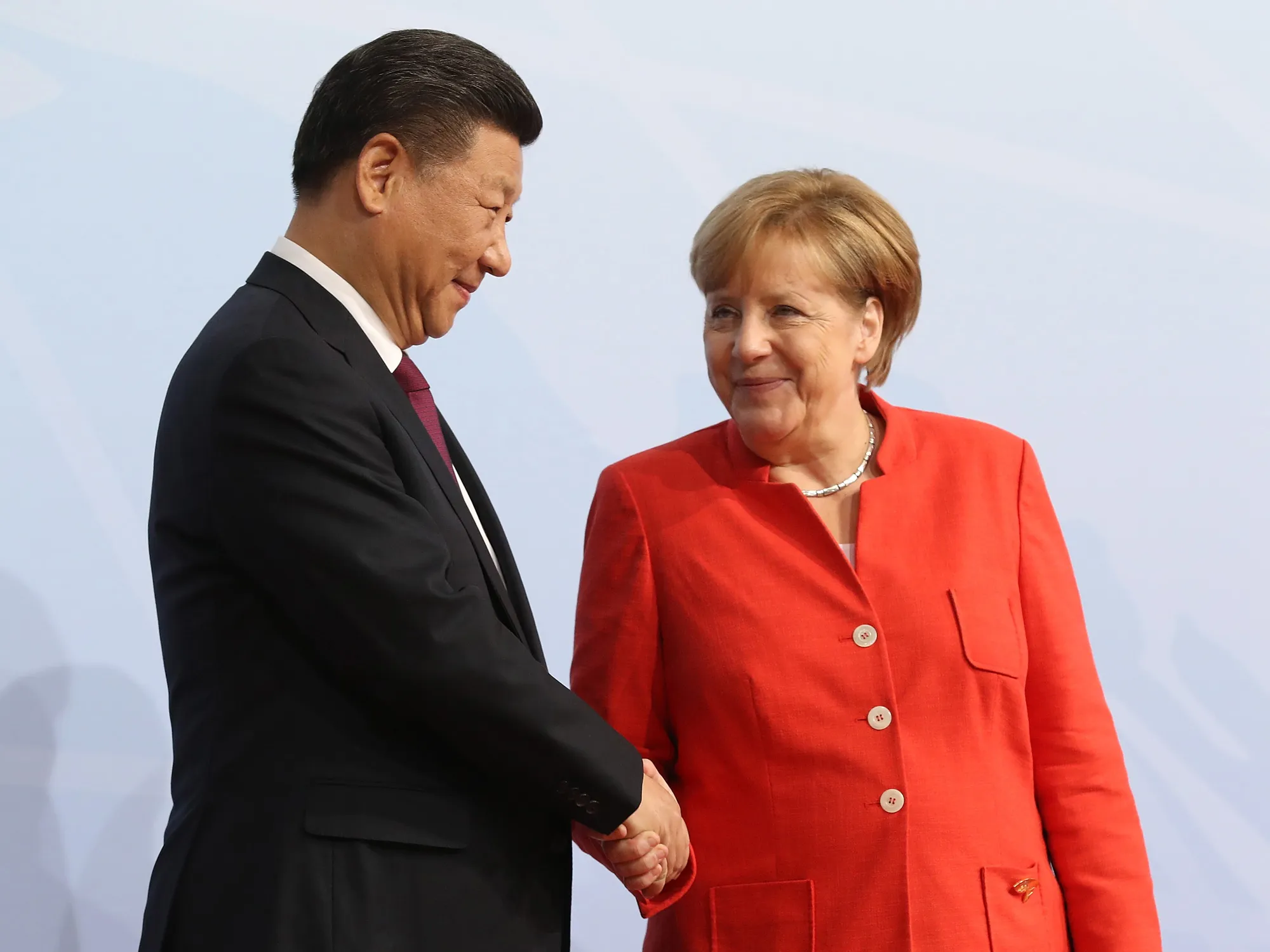 Merkel, Xi Say Goodbye With Chat on German-Chinese Relations - Bloomberg
