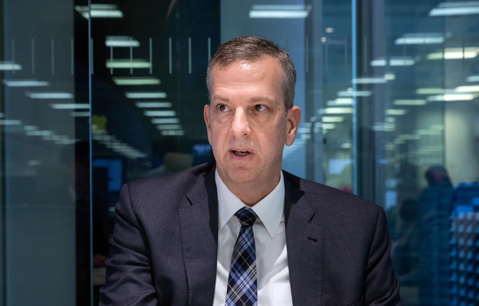 Top US Envoy in Hong Kong Warns of Creeping Internet Curbs - Bloomberg