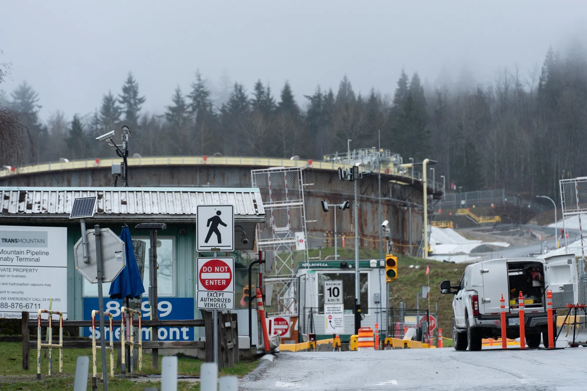 Trans Mountain Oil Pipeline Nears Completion After Tricky Segment Is ...