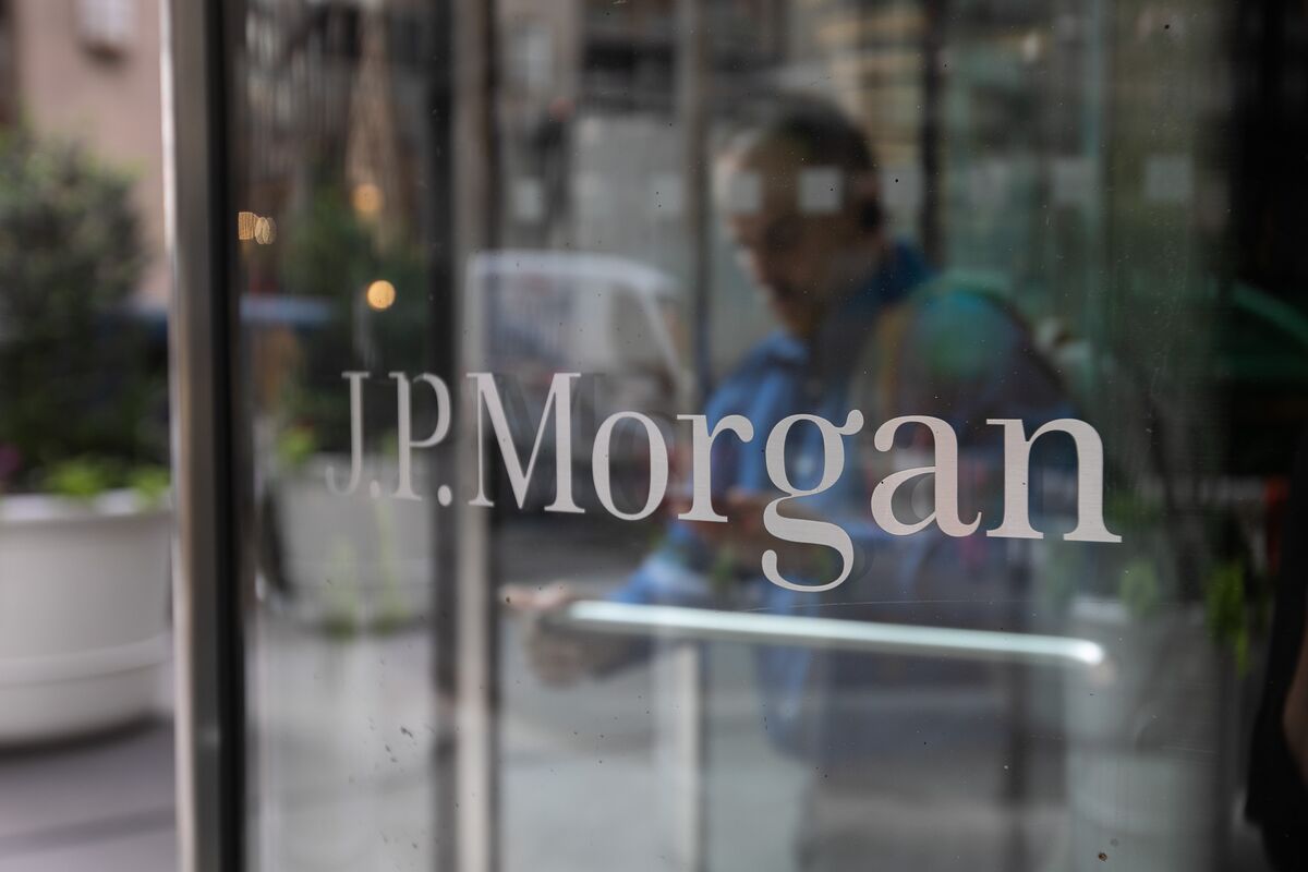 JPMorgan (JPM) Sees Investment-Banking Fees Falling in Mid-Teens Range ...