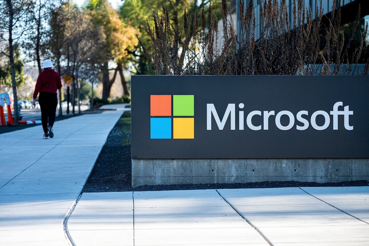 Microsoft Is Releasing Windows Recall Tool After Security Fixes (MSFT ...
