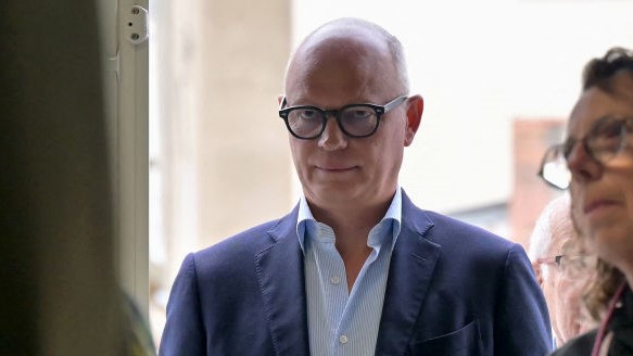 Watch France’s Ex-Premier Philippe Seeks Center-Right Accord - Bloomberg