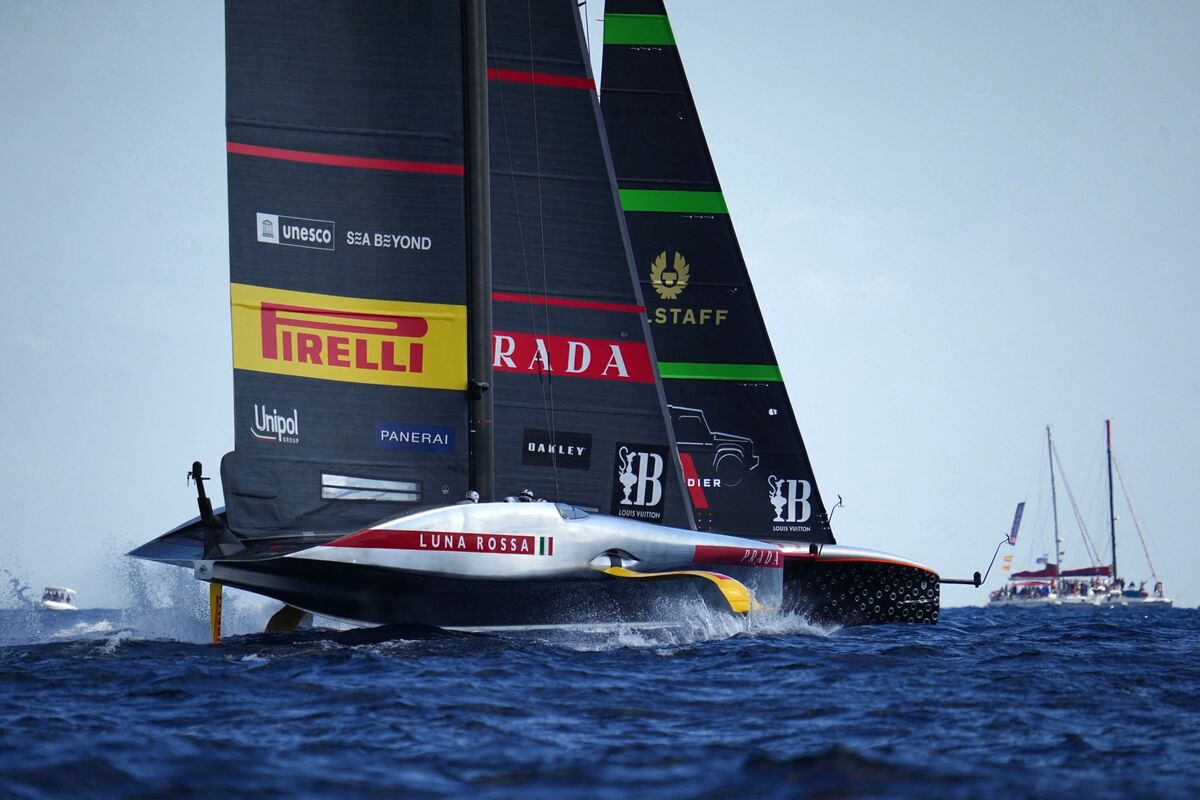 Italy to Host America’s Cup Sailing Competition for First Time - Bloomberg