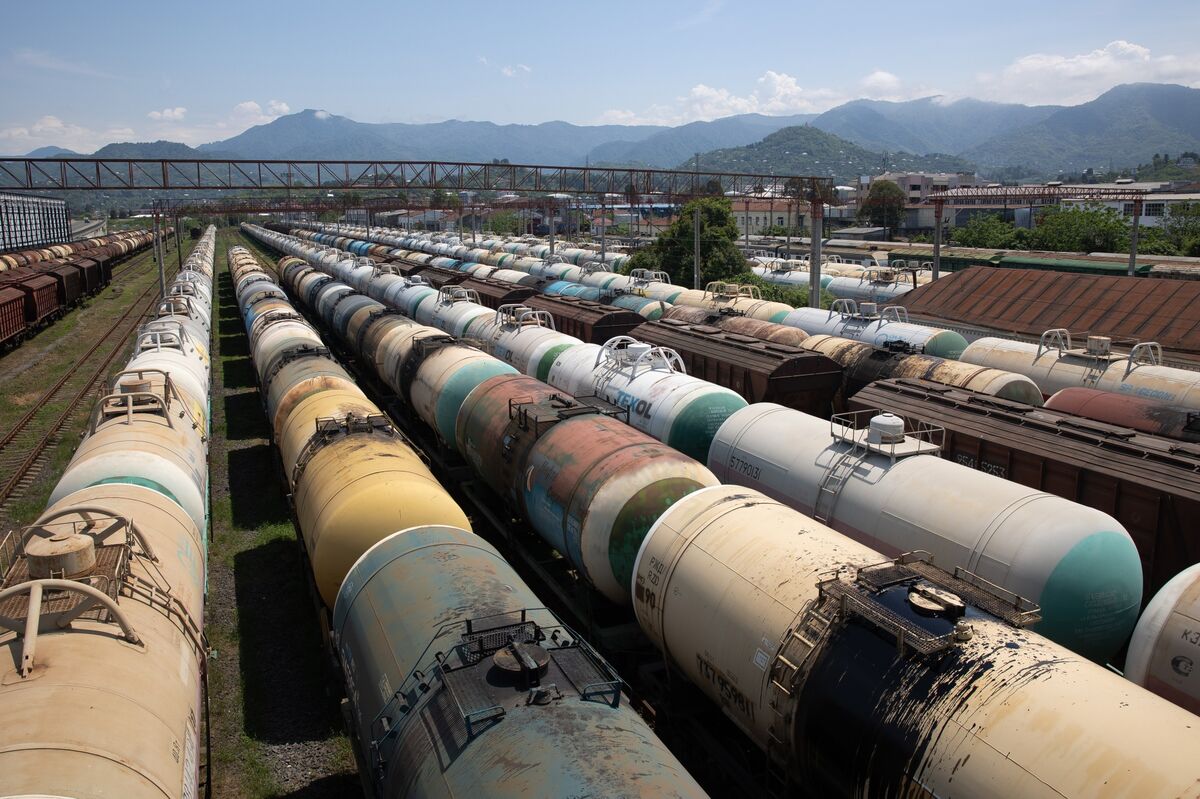 Latest Oil Prices, Market News and Analysis for May 23 - Bloomberg