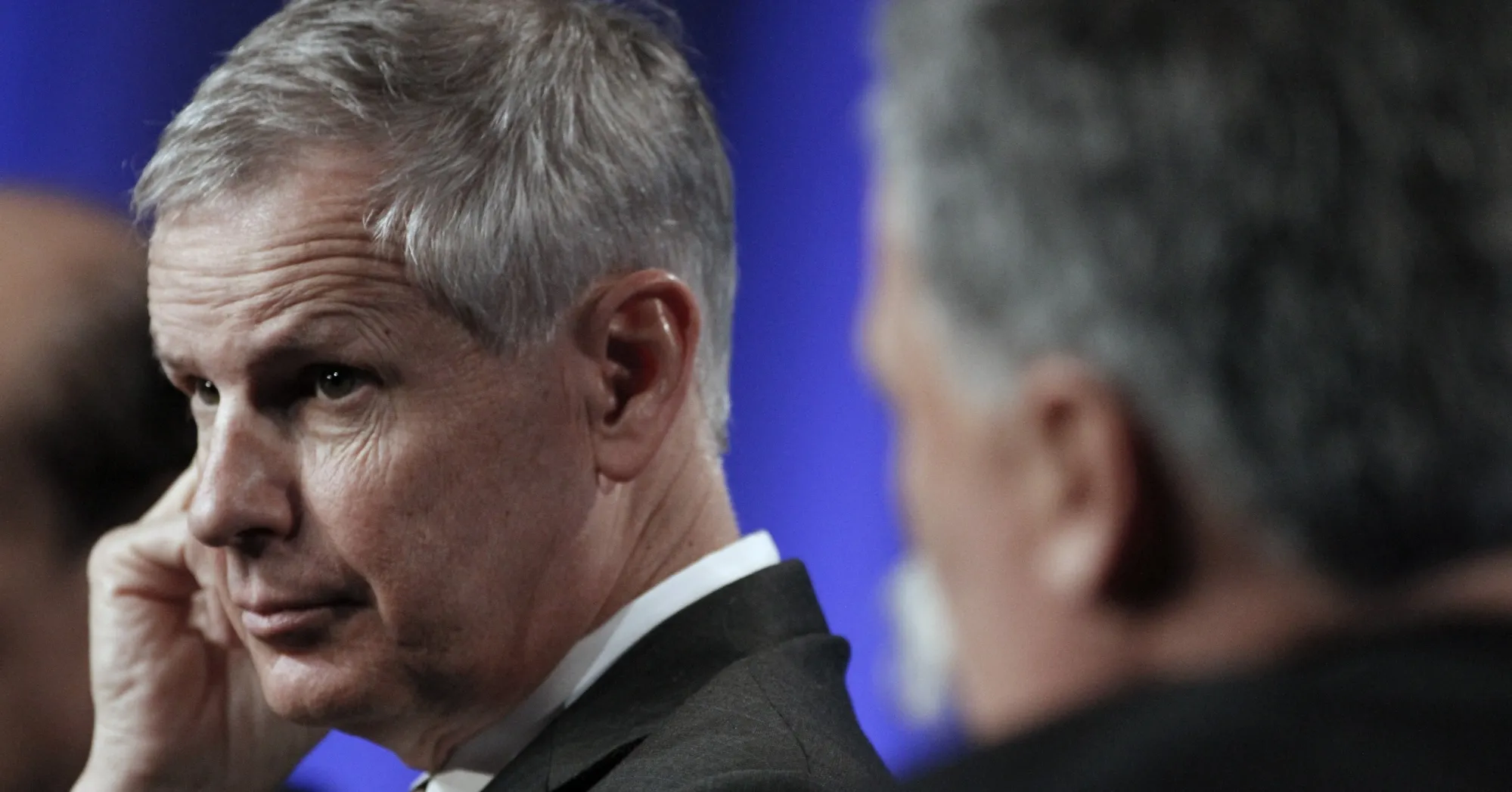 Billionaire Ergen Drops CEO Title to Focus on Dish Wireless - Bloomberg