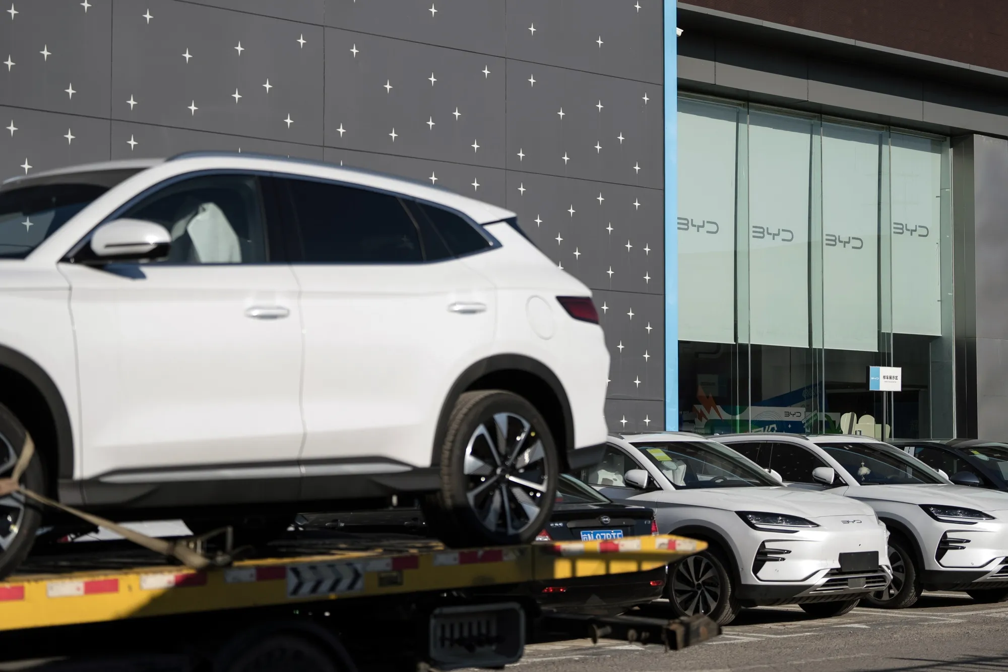 BYD Sells Record Number of Cars in October as Hits Keep Coming - Bloomberg