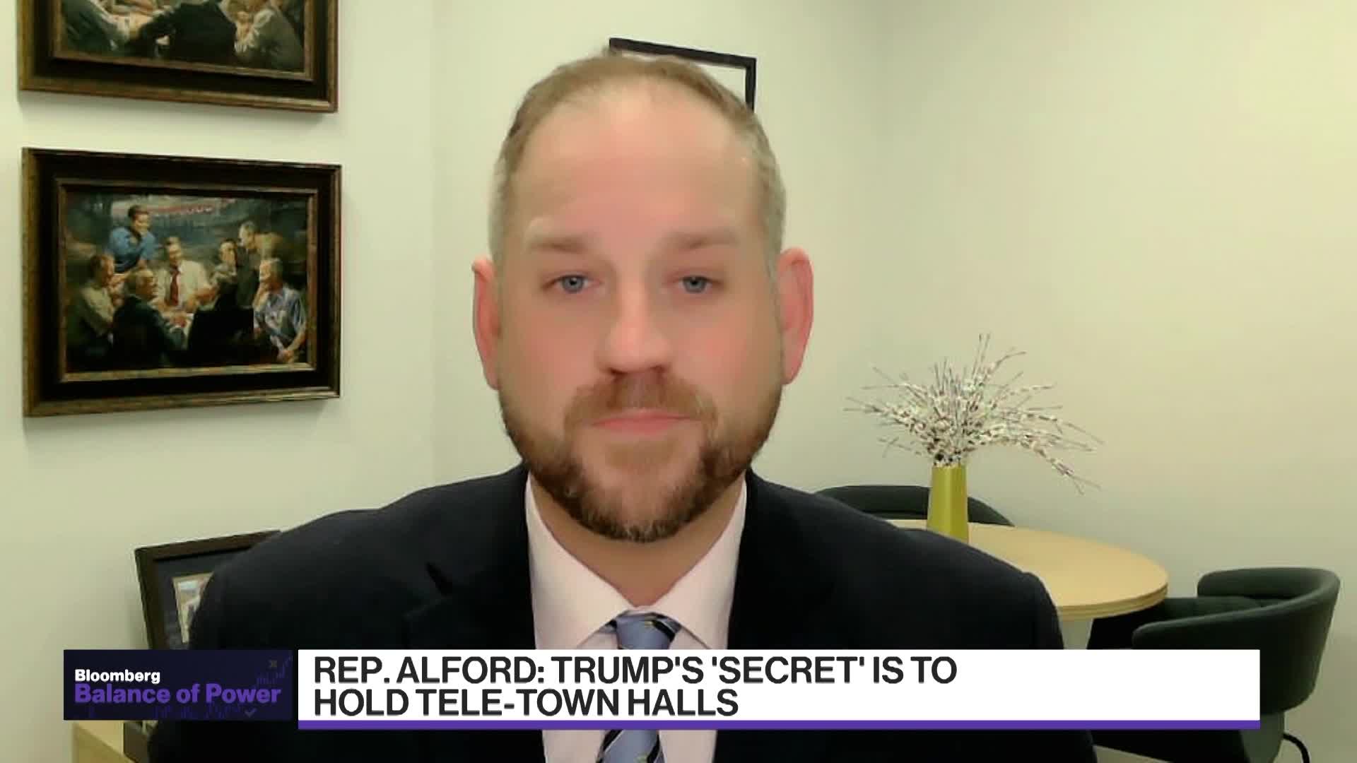 Watch Brad Howard on Trump, Harris Final Pitches - Bloomberg