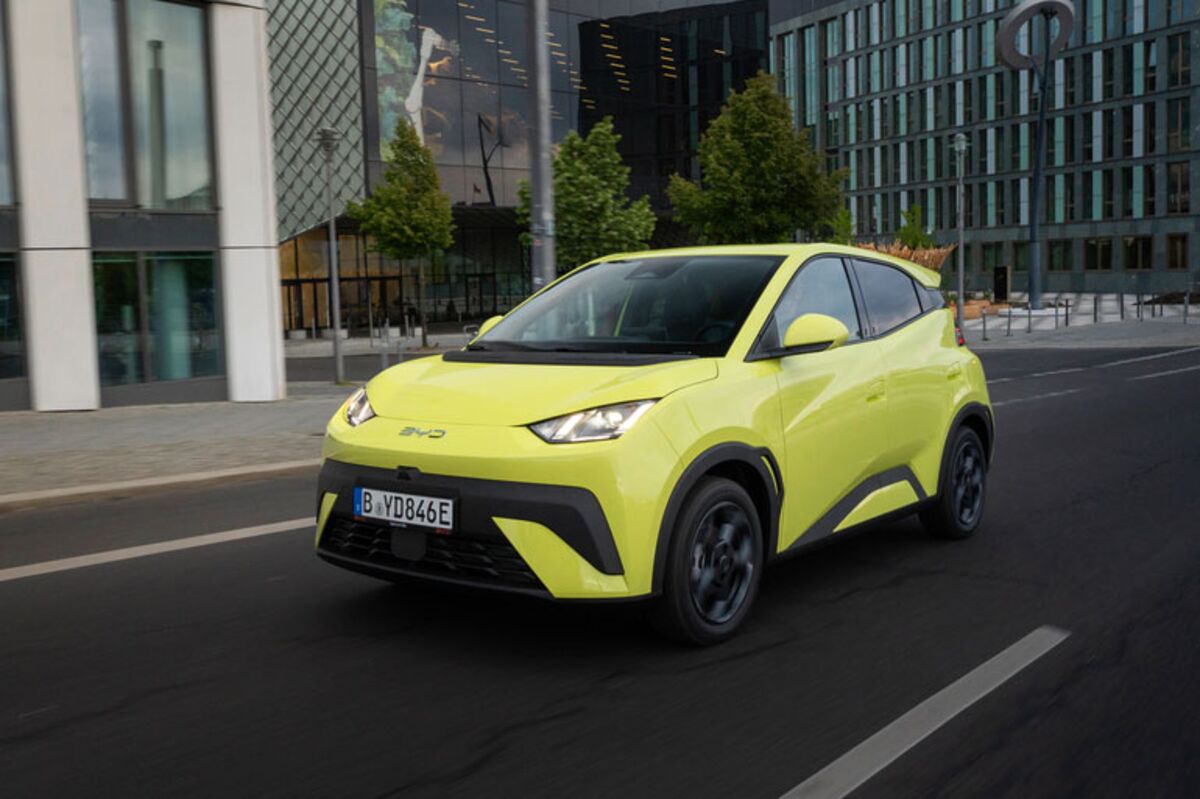 BYD Debuts €23,000 Hatchback in Europe in Race for Cheaper EVs - Bloomberg