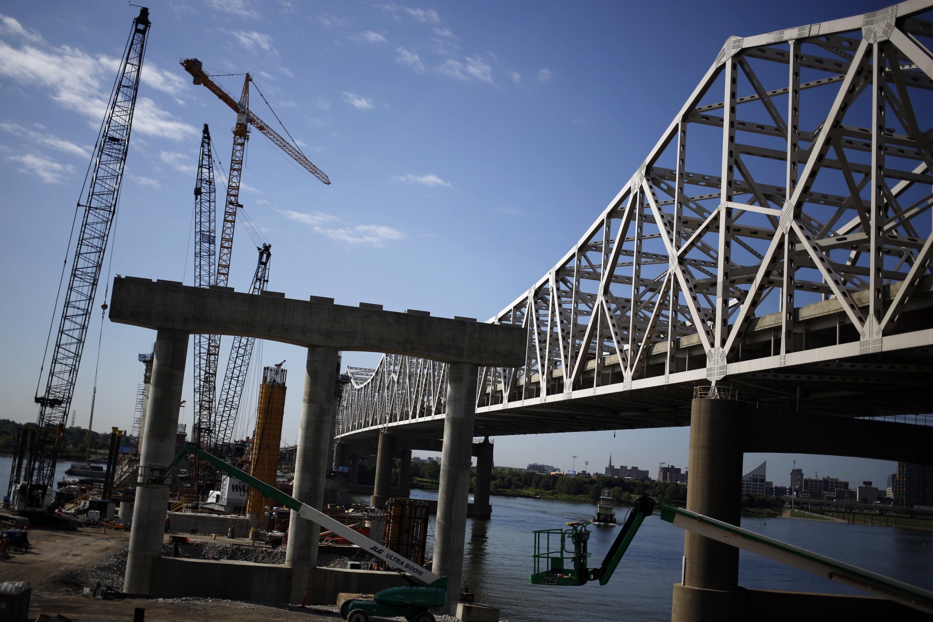 A Massive Gap Explains Why Muni Prices Are Testing Record Highs - Bloomberg