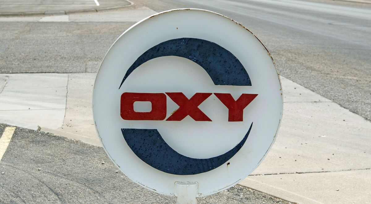 Occidental (OXY) Plans 70 Plants to Capture Carbon From Air by 2035 ...