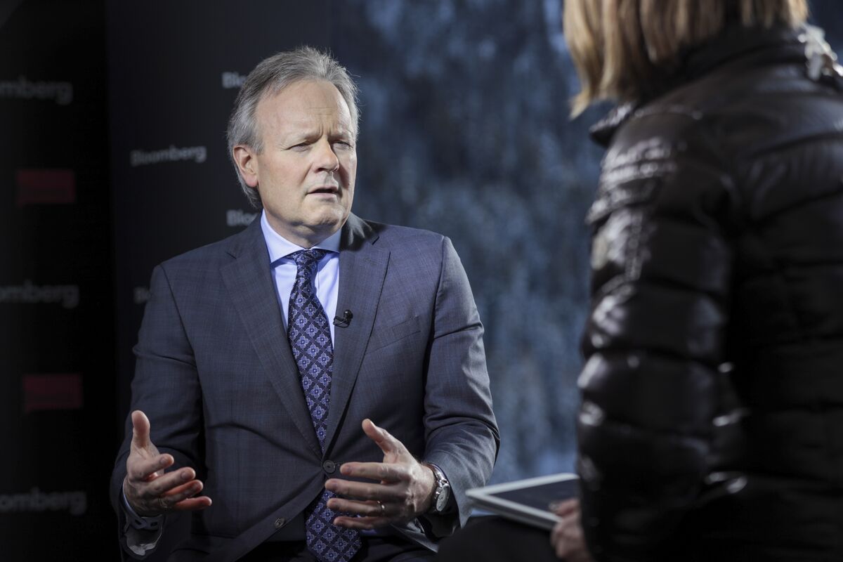 Poloz Says Slowdown Is Temporary, But Stimulus Still Needed - Bloomberg