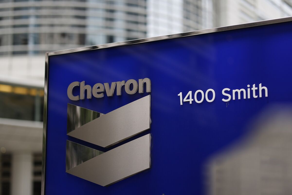 Chevron Taps TotalEnergies Executive to Lead Exploration Revamp - Bloomberg
