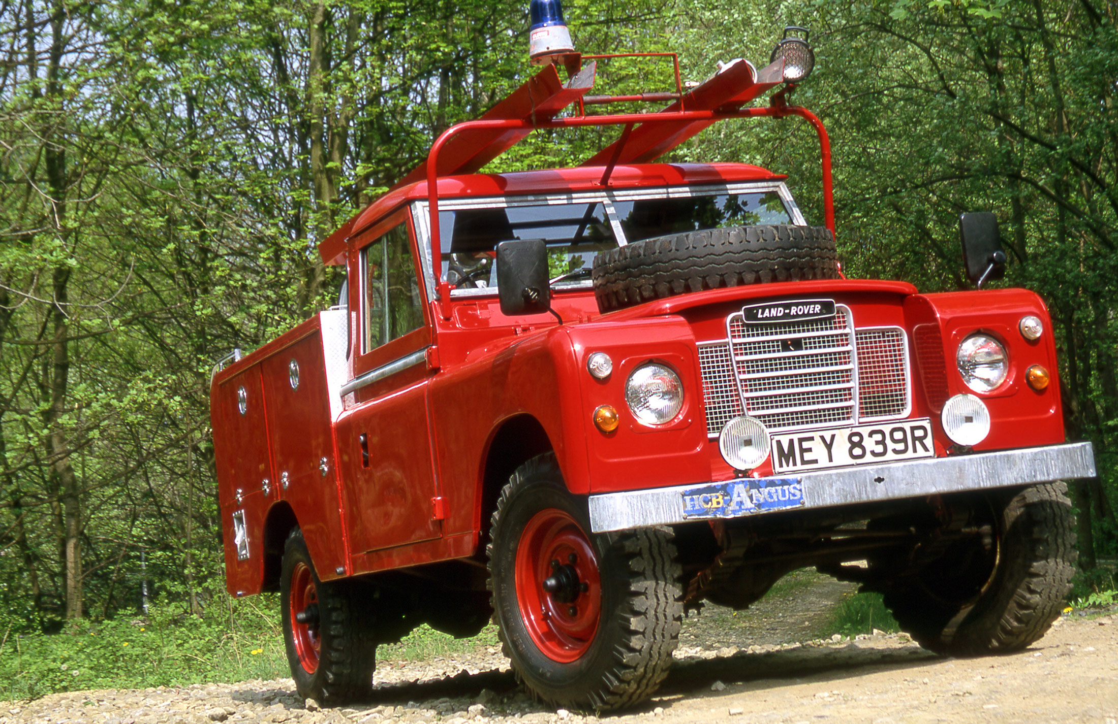 Land Rover Defender Photo History - Bloomberg