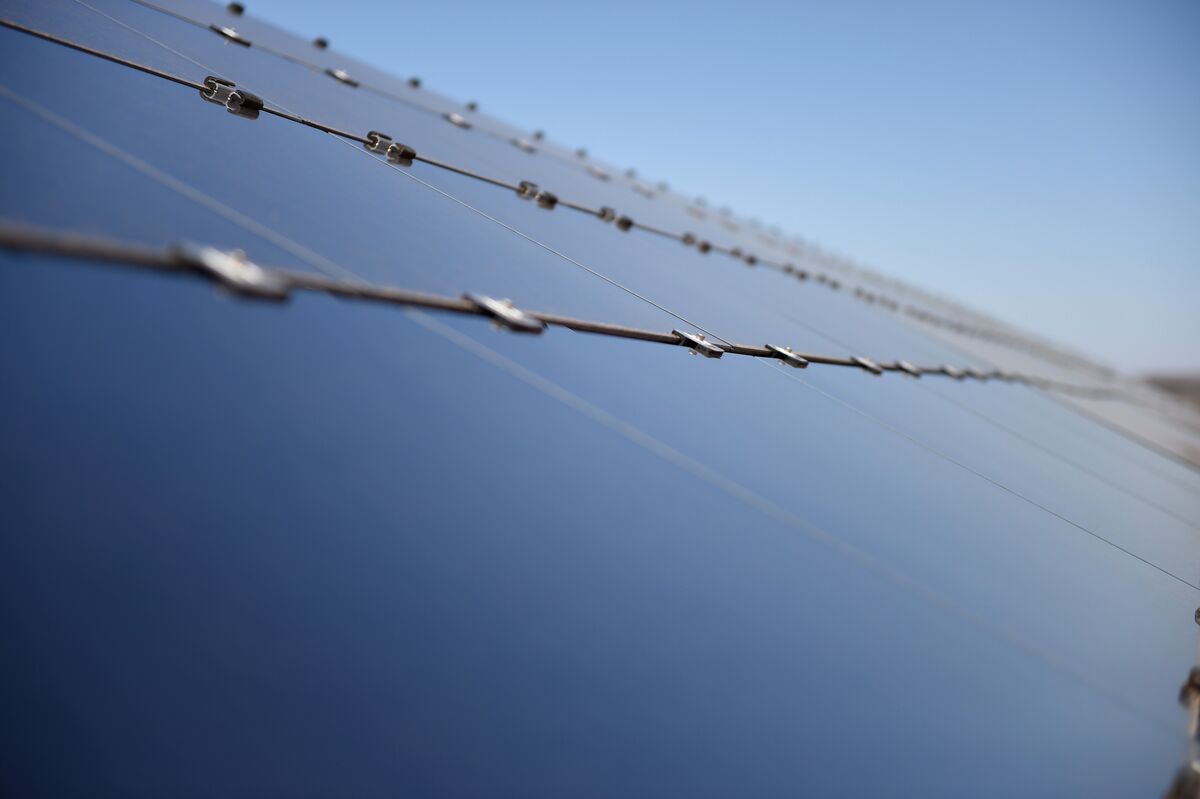 First Solar (FSLR) Picks Alabama for $1.1 Billion Panel Factory - Bloomberg
