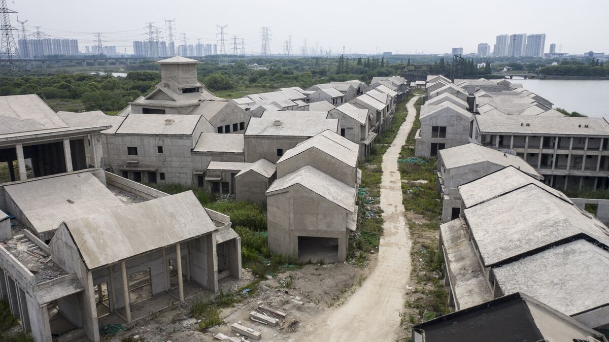 Chinese Property Developers Start 2025 With Deepening Debt Woes - Bloomberg