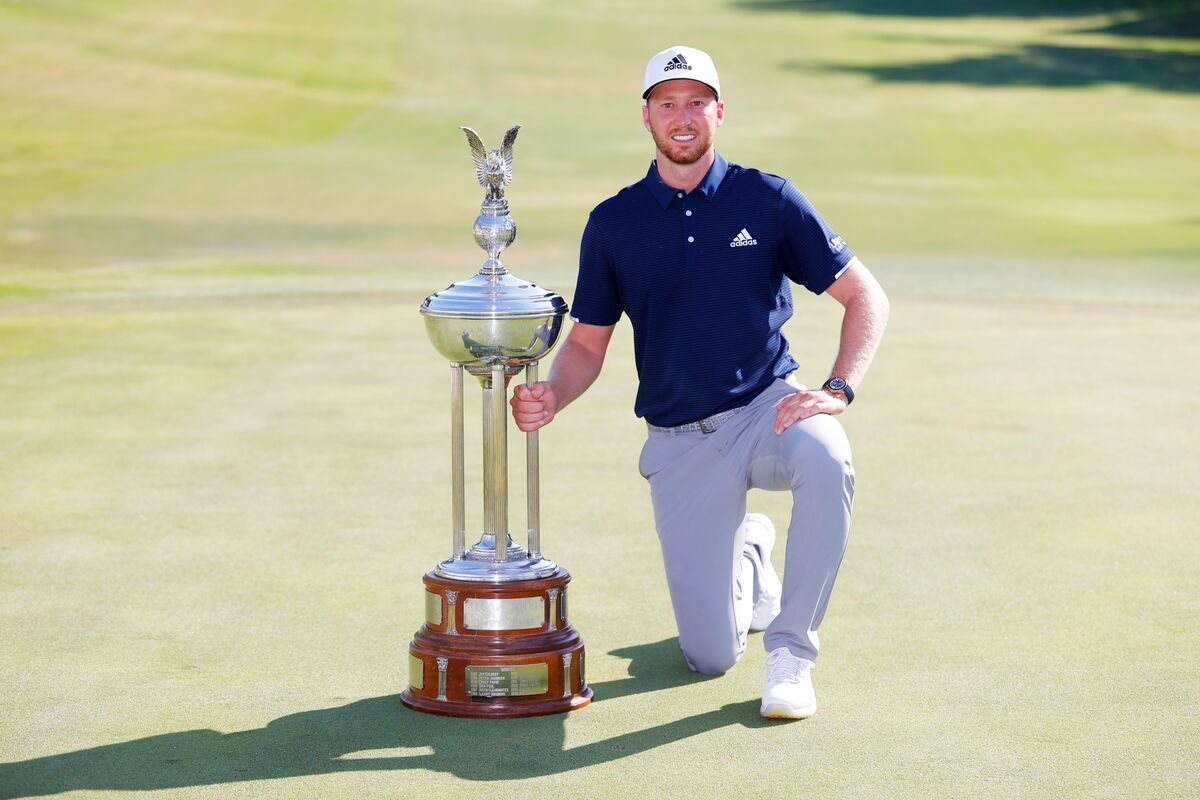 A Safe Return for Golf as Berger Wins Colonial in a Playoff - Bloomberg