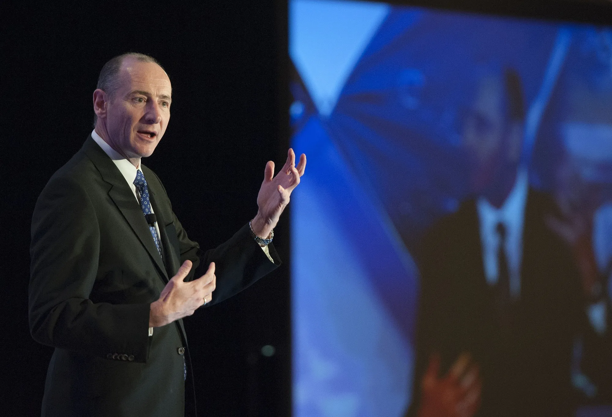 Pearson CEO's Proposed $11 Million Pay Called Excessive - Bloomberg