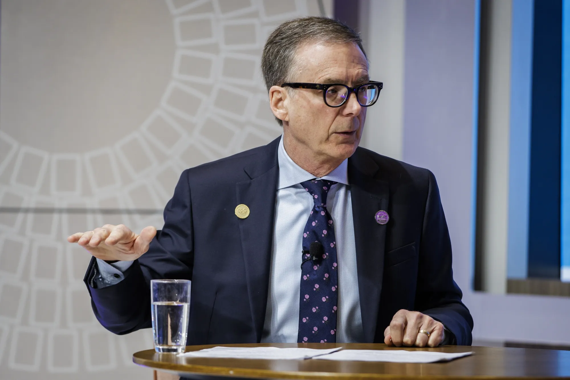 Bank of Canada Says QT May End Earlier If Economy Needs Support - Bloomberg