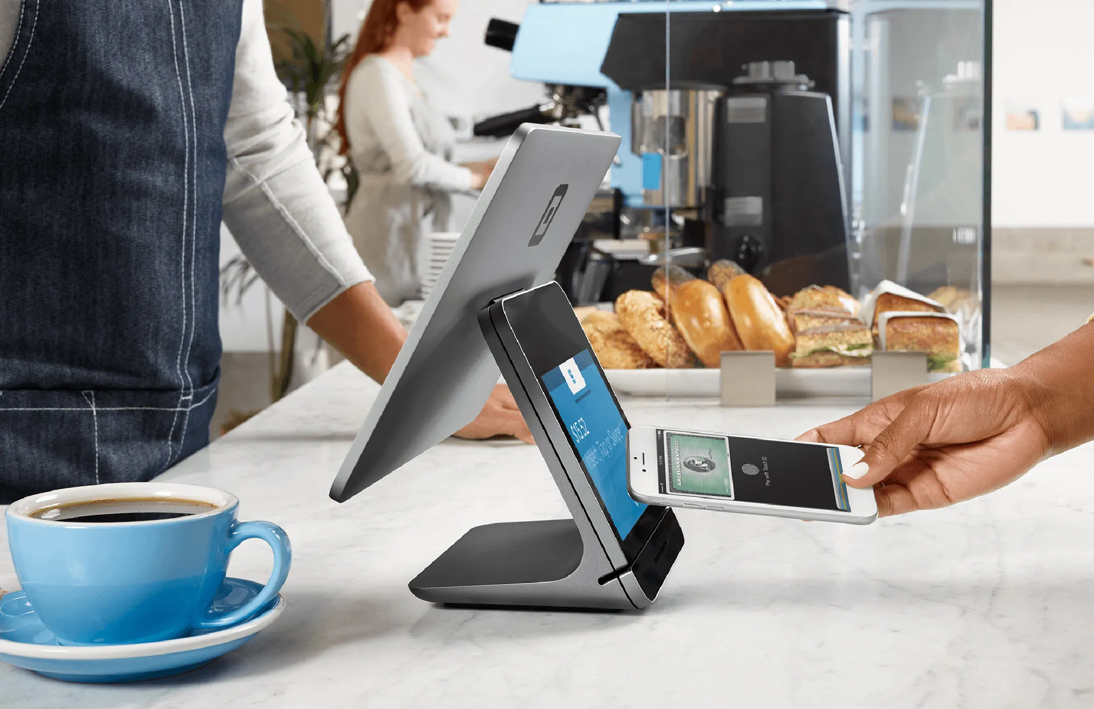 Square Unveils Hardware Register to Attract Larger Sellers - Bloomberg