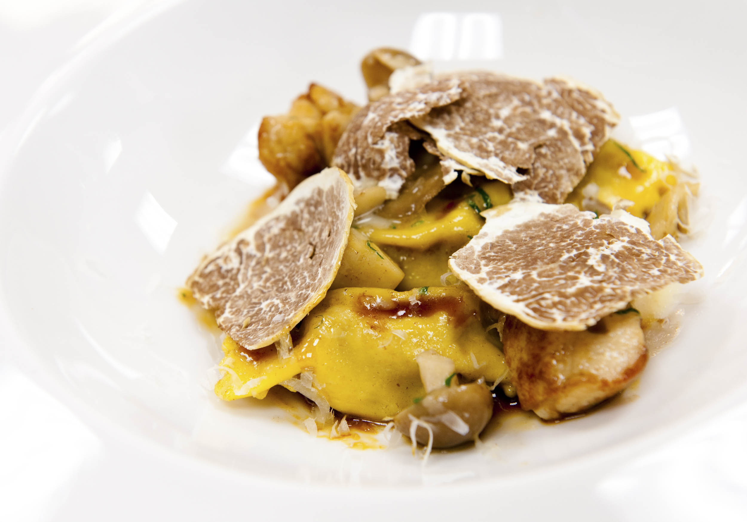 Truffle Prices Double to $3,200 a Pound - Bloomberg