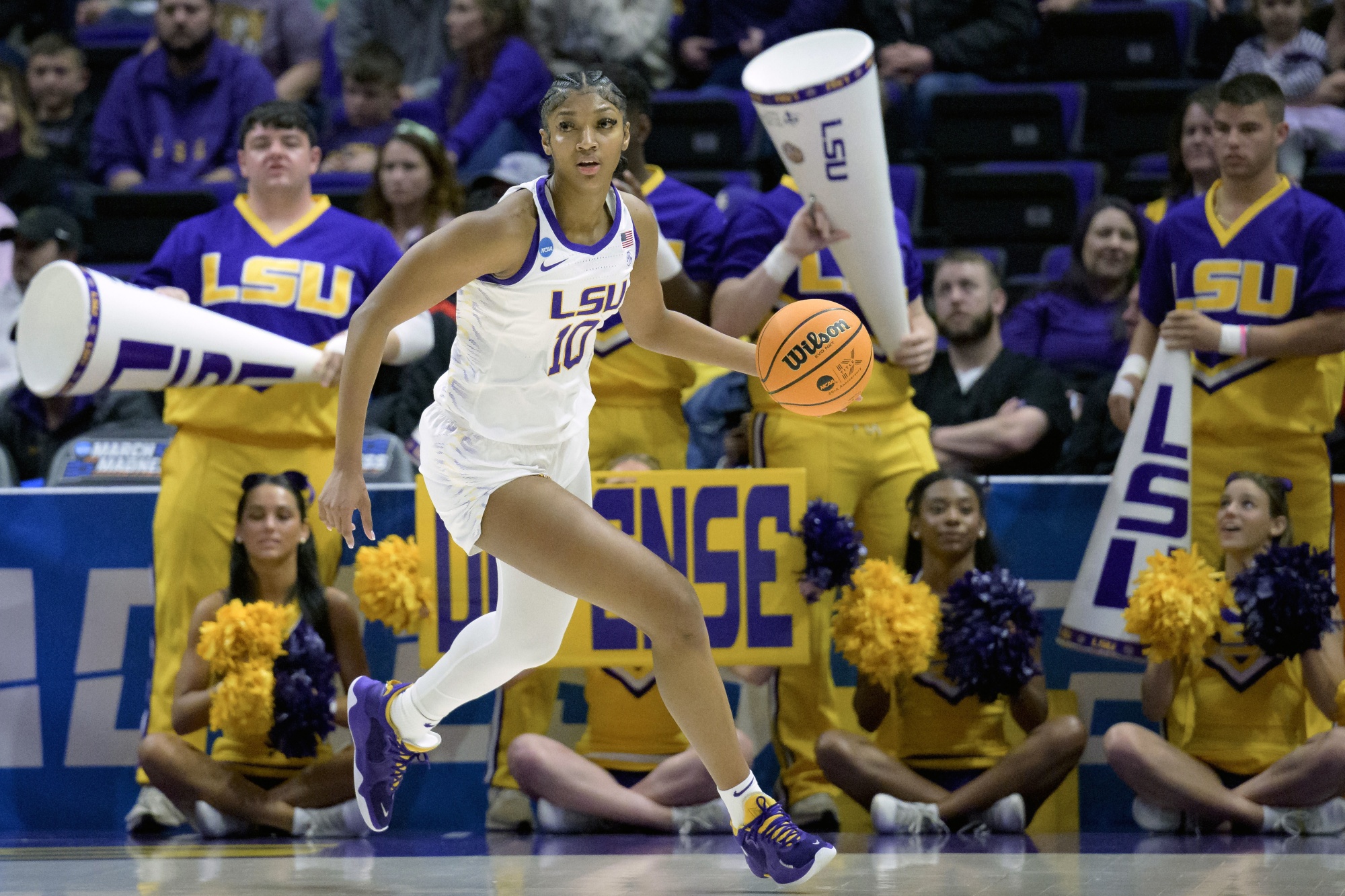 LSU All-American Angel Reese signs endorsement deal with Reebok - Bloomberg