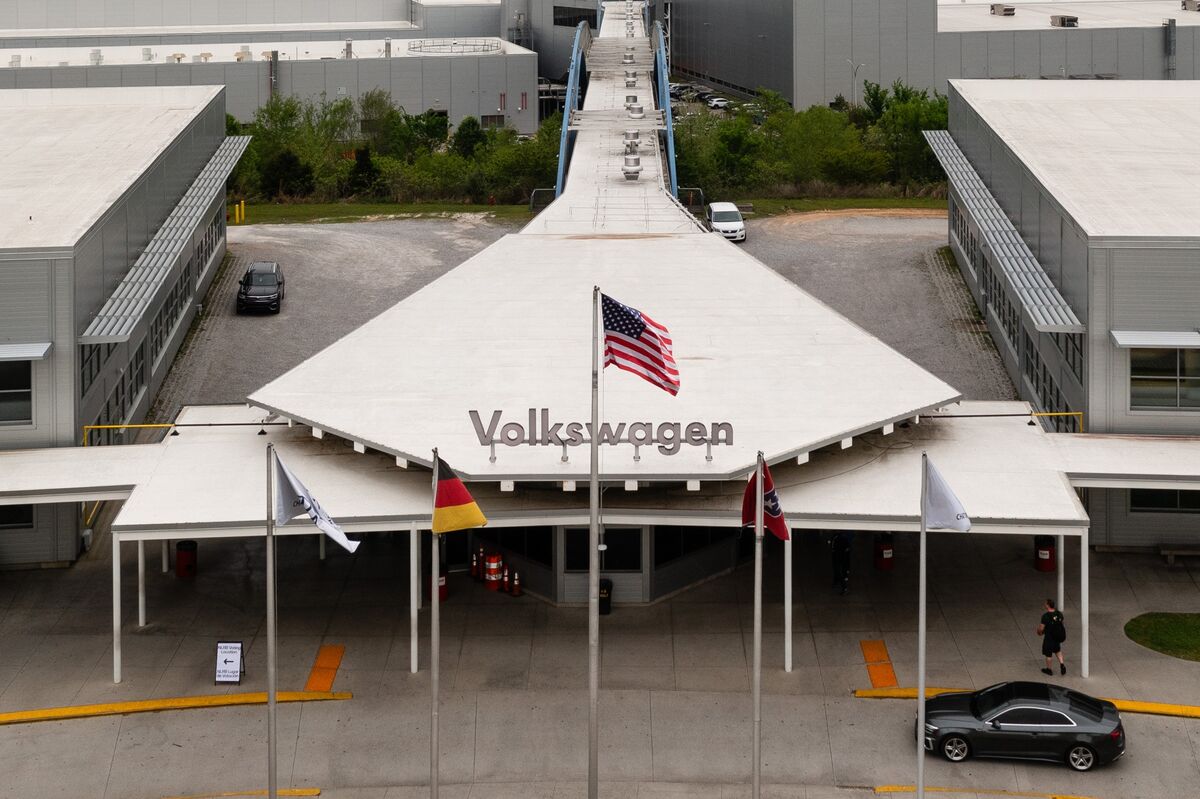 Bloomberg: Volkswagen Tennessee Plant Unionizes in Landmark Win for ...