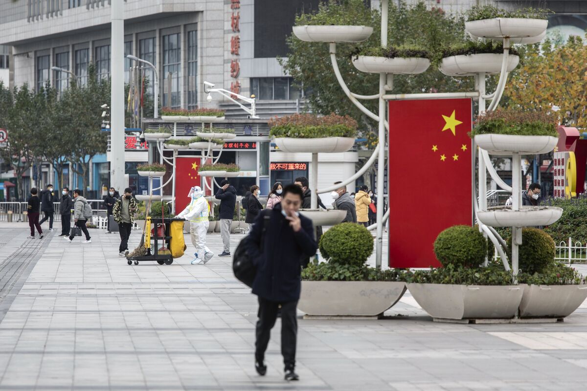 China Junk Dollar Bonds Hit Five-Month Low as Worries Spread - Bloomberg