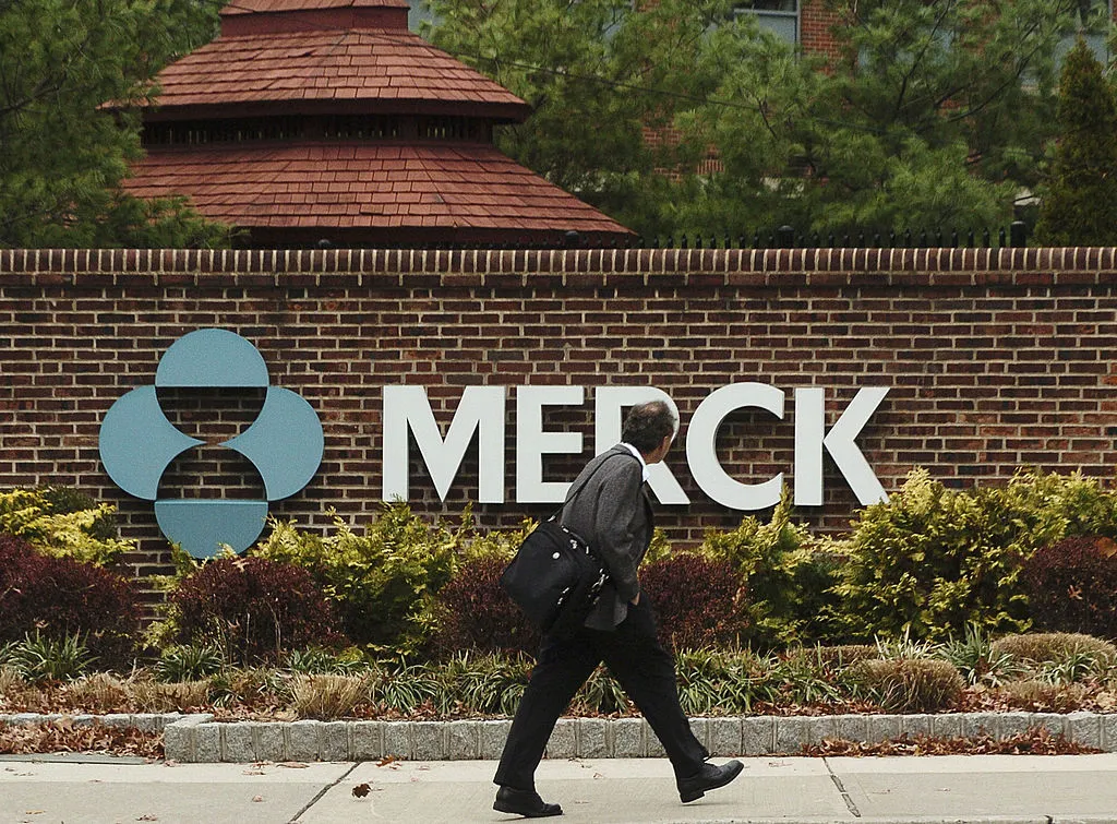 What Does Merck's Covid-19 Vaccine Setback Mean? - Bloomberg