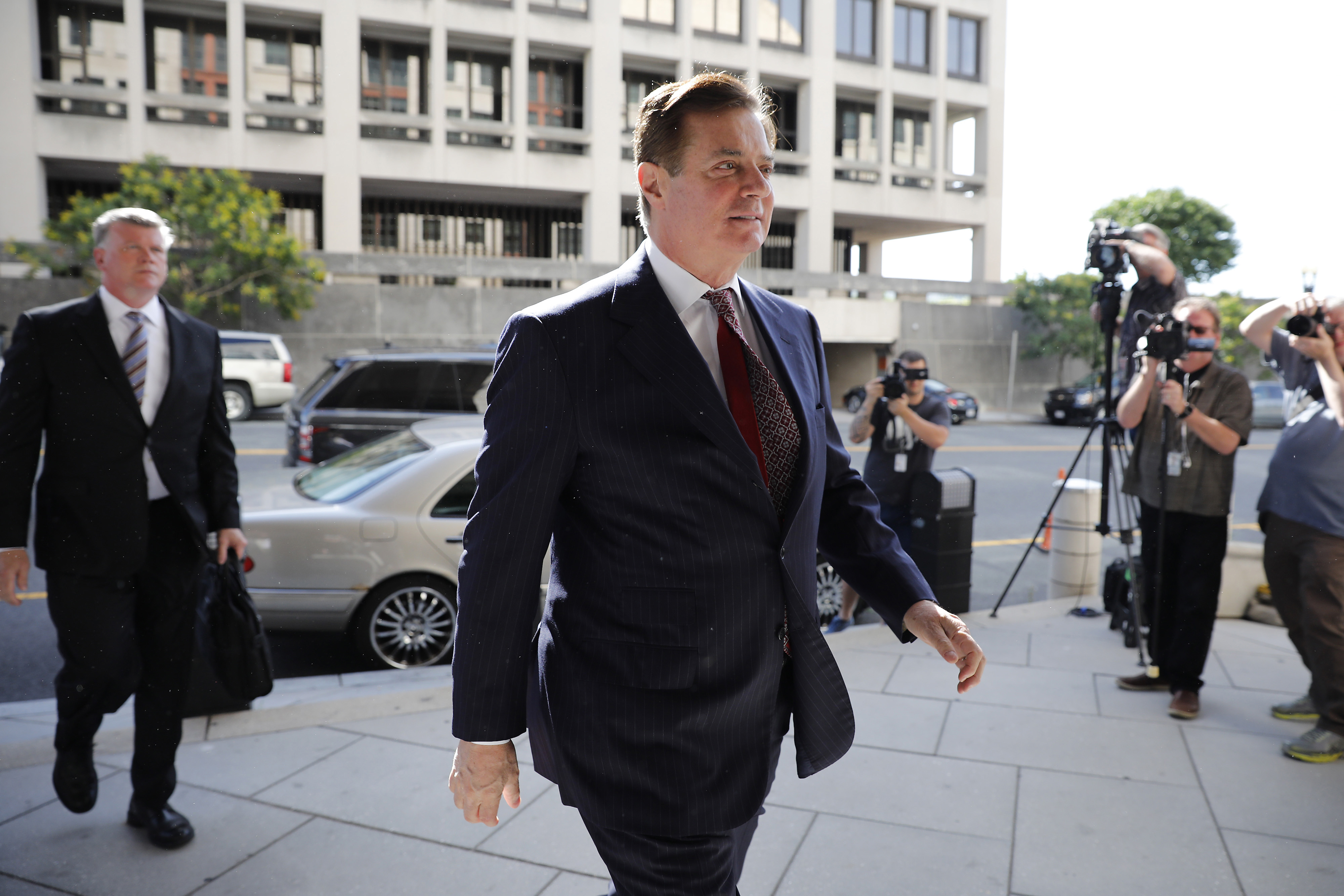 Judge Orders Manafort to Be Transferred to Different Jail - Bloomberg