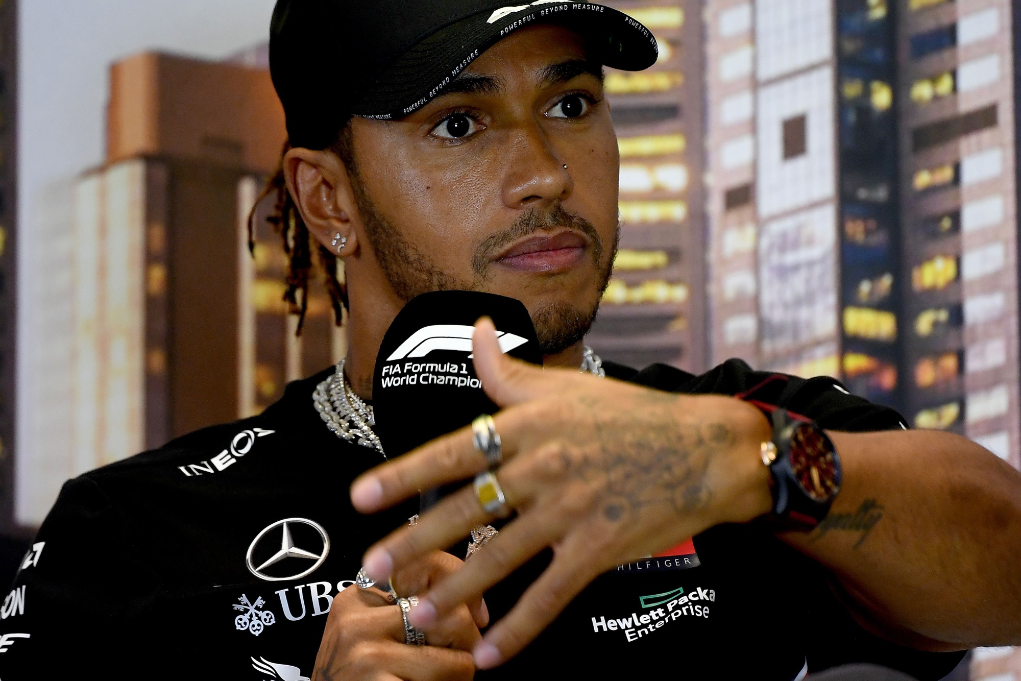 F1 Star Hamilton to Set Up Commission to Increase Diversity - Bloomberg