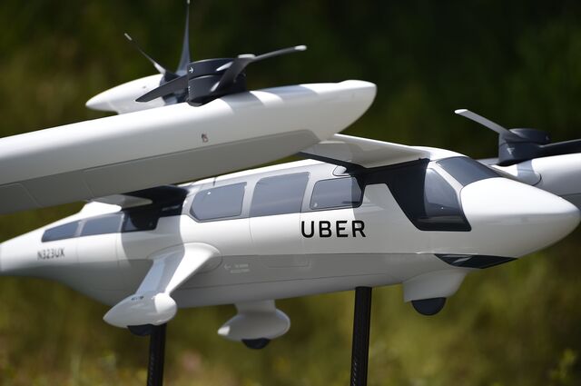 Uber Is Opening a Flying-Car Lab in Paris - Bloomberg