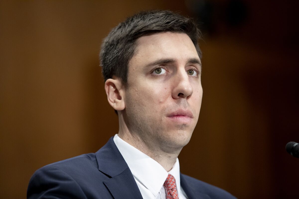 Bank Capital Plan Needs More Unified Regulator Effort, FDIC Vice Chair Says - Bloomberg