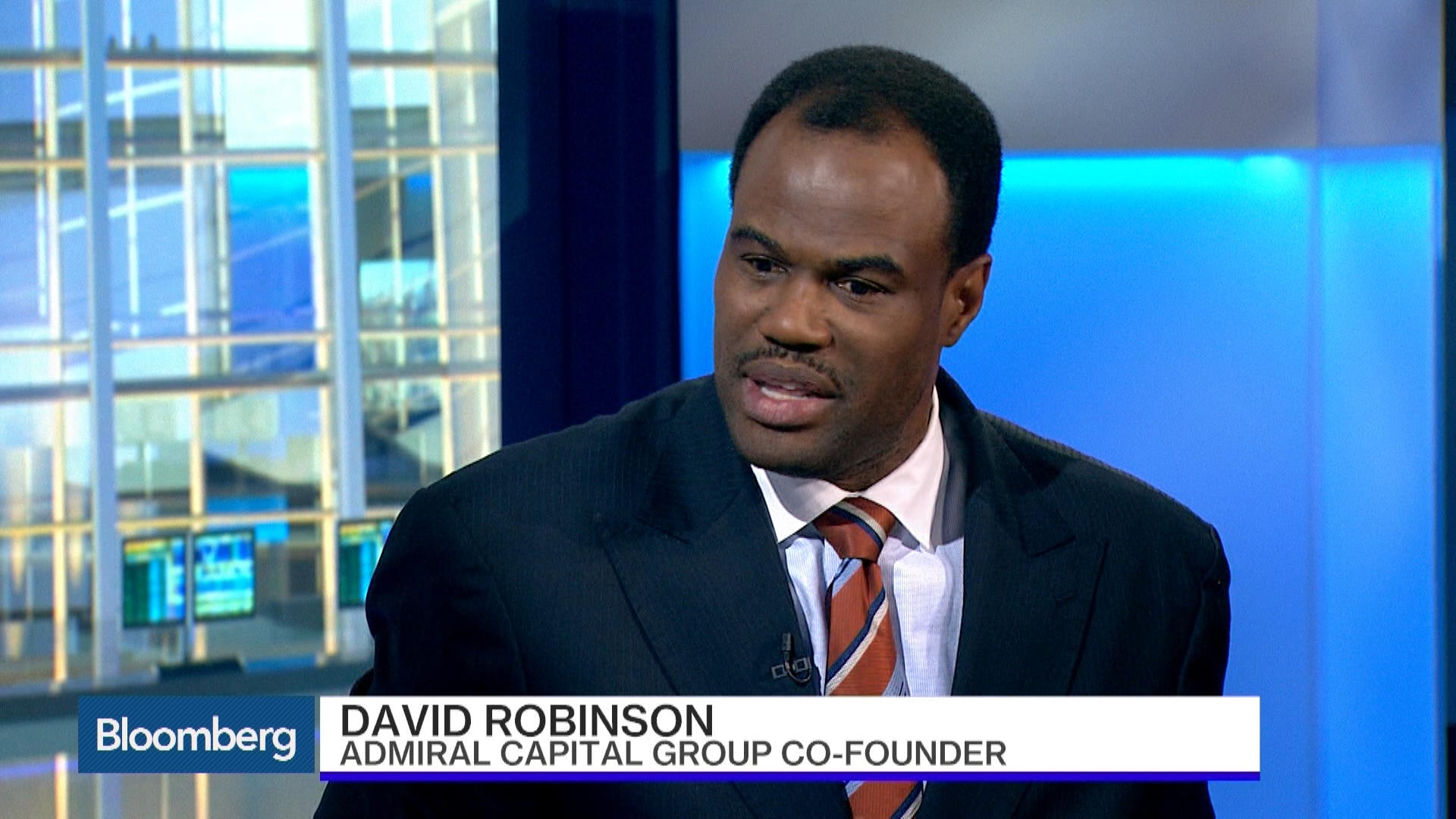 Watch How David Robinson's NBA Career Helps in Business - Bloomberg