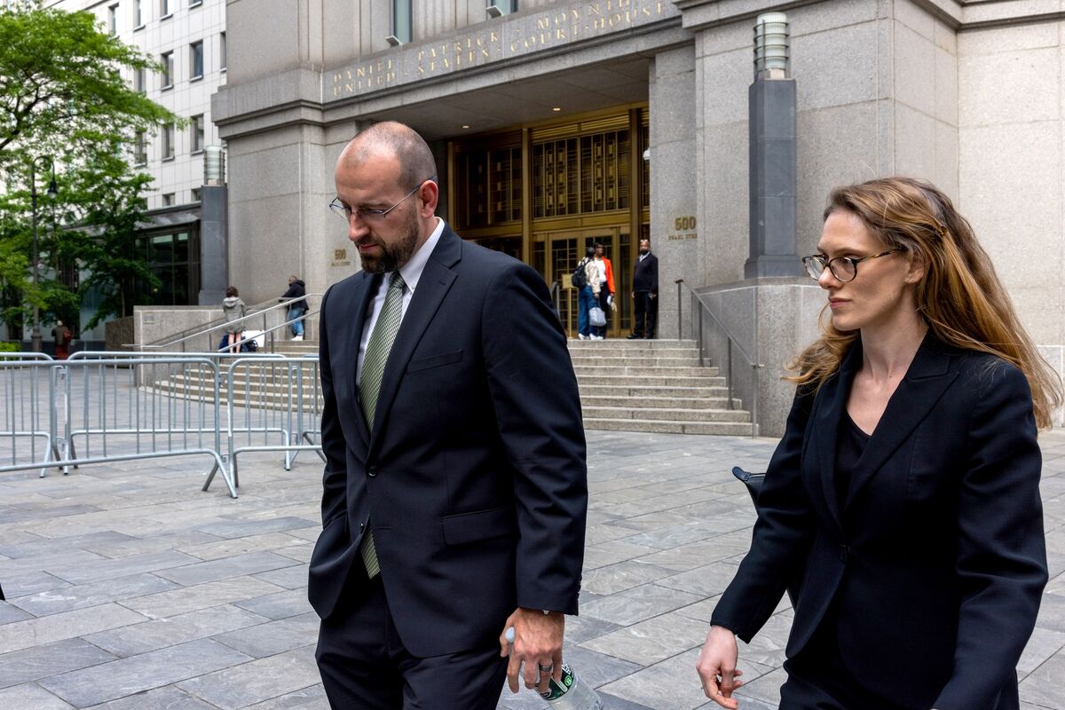 ‘Groundhog Day’ Trading Built Risk at Archegos, Key Witness Says ...