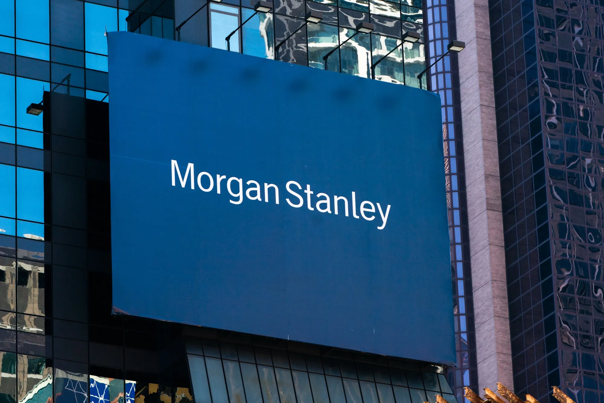 Former Top Morgan Stanley FX Trader Leaves After Lengthy Probe - Bloomberg