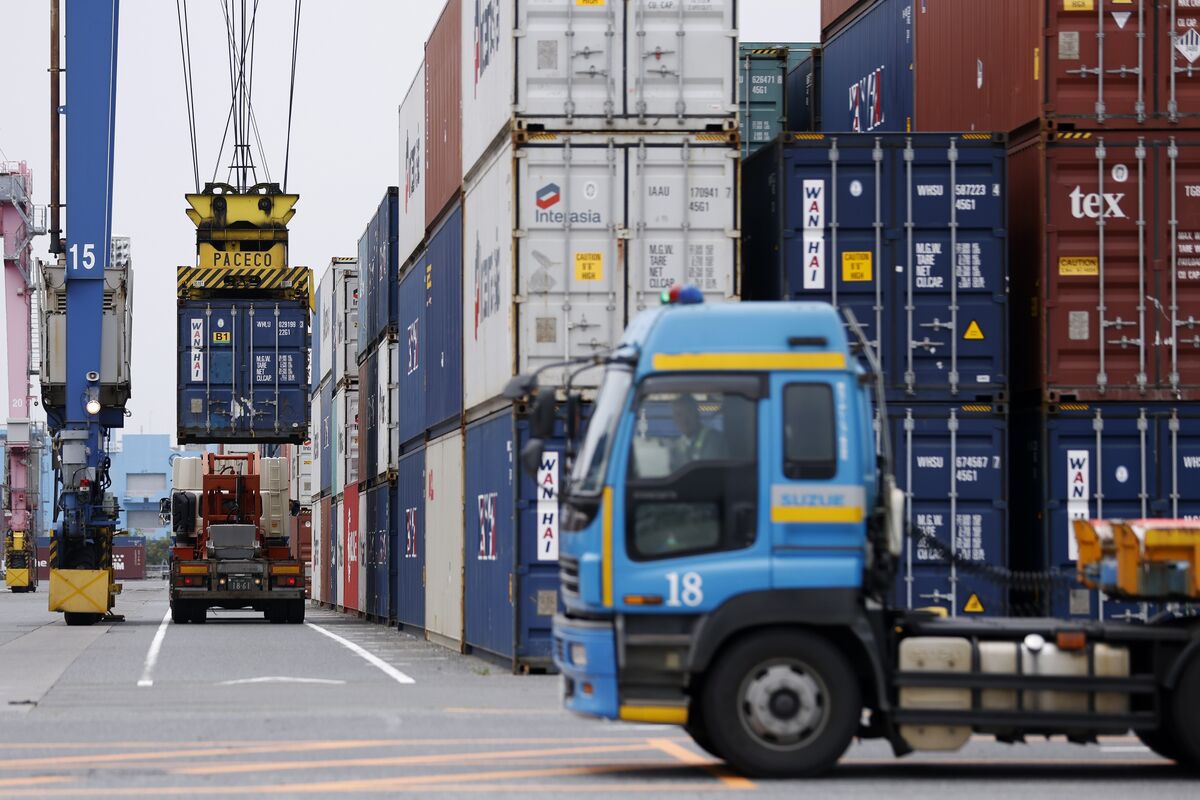 Japan’s Surprise Trade Surplus Comes With Caveats for Growth - Bloomberg