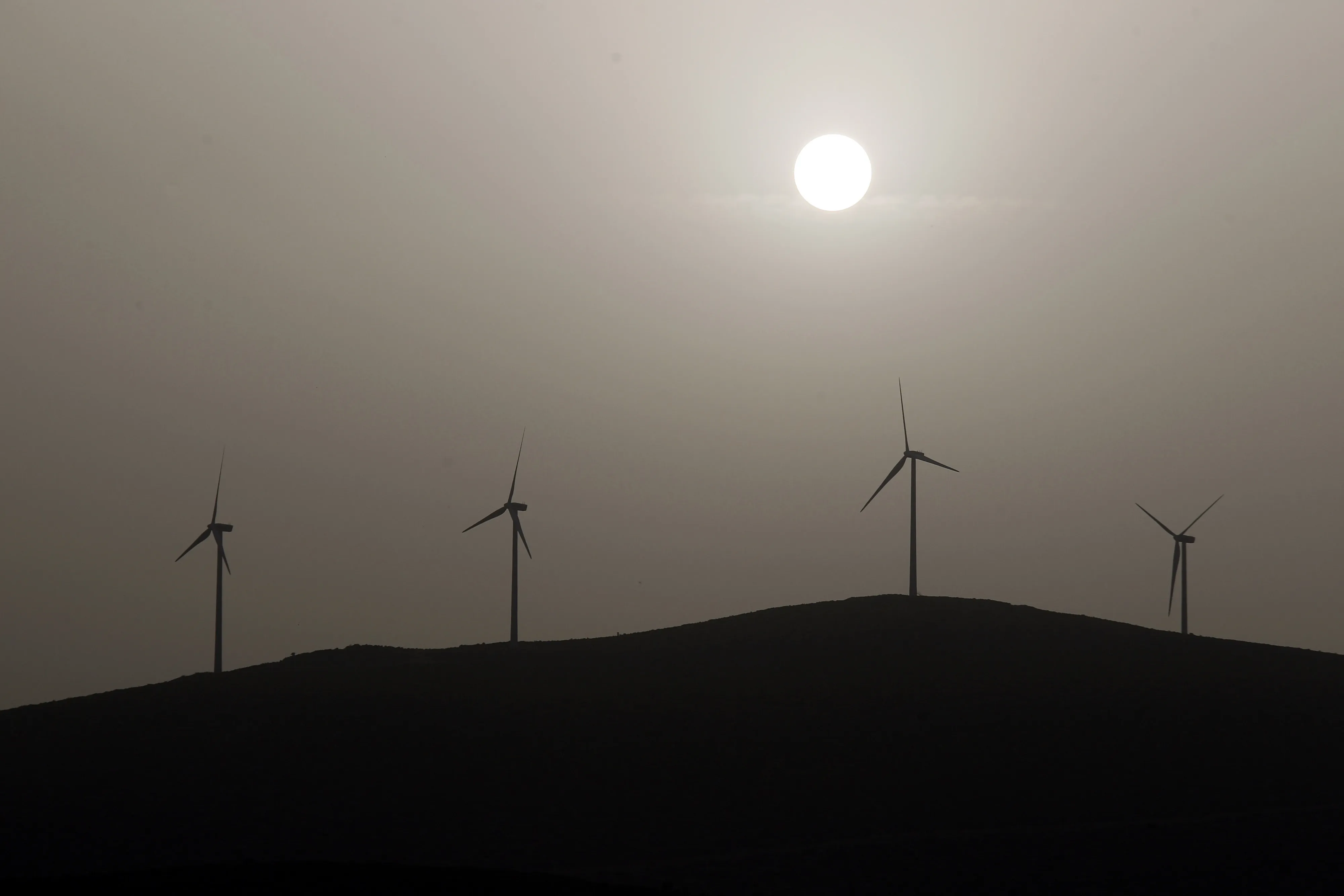 Greece to Put Forward Plan to Overhaul European Union’s Power Grids ...