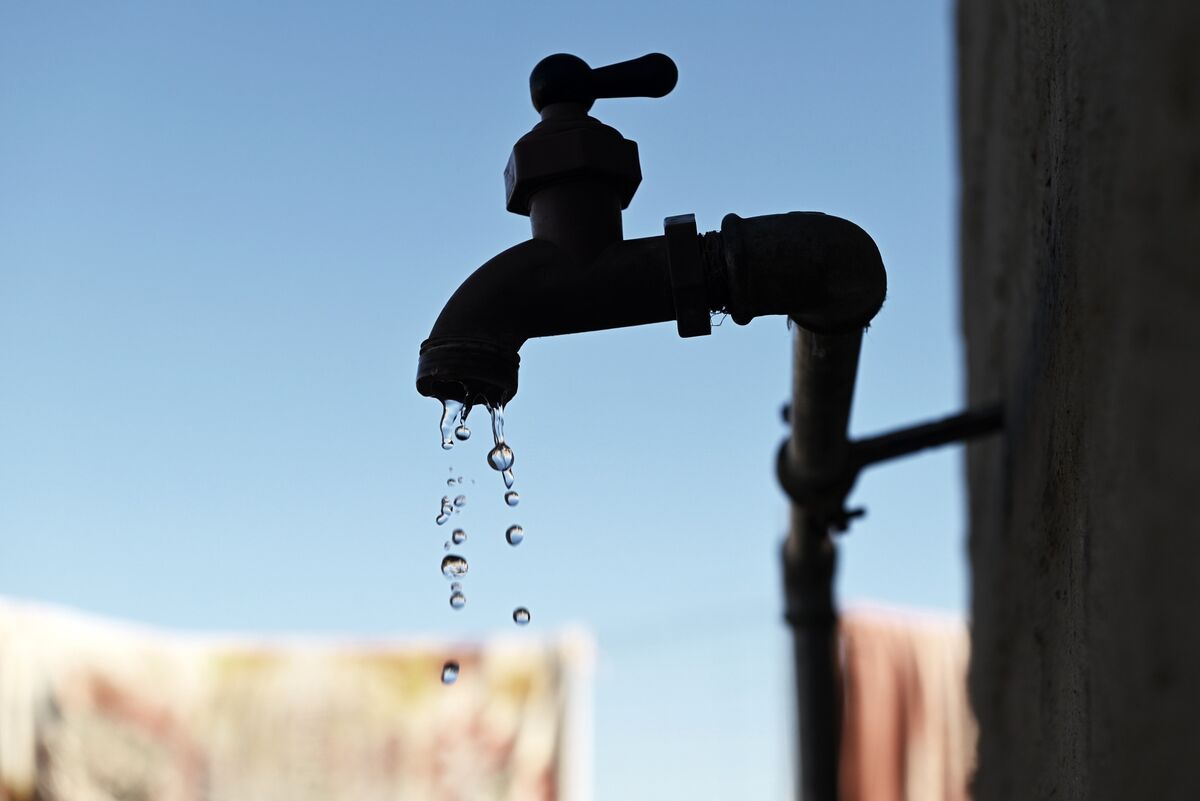 Johannesburg Water Crisis: Heatwave and Overuse Drain Reservoir Levels ...