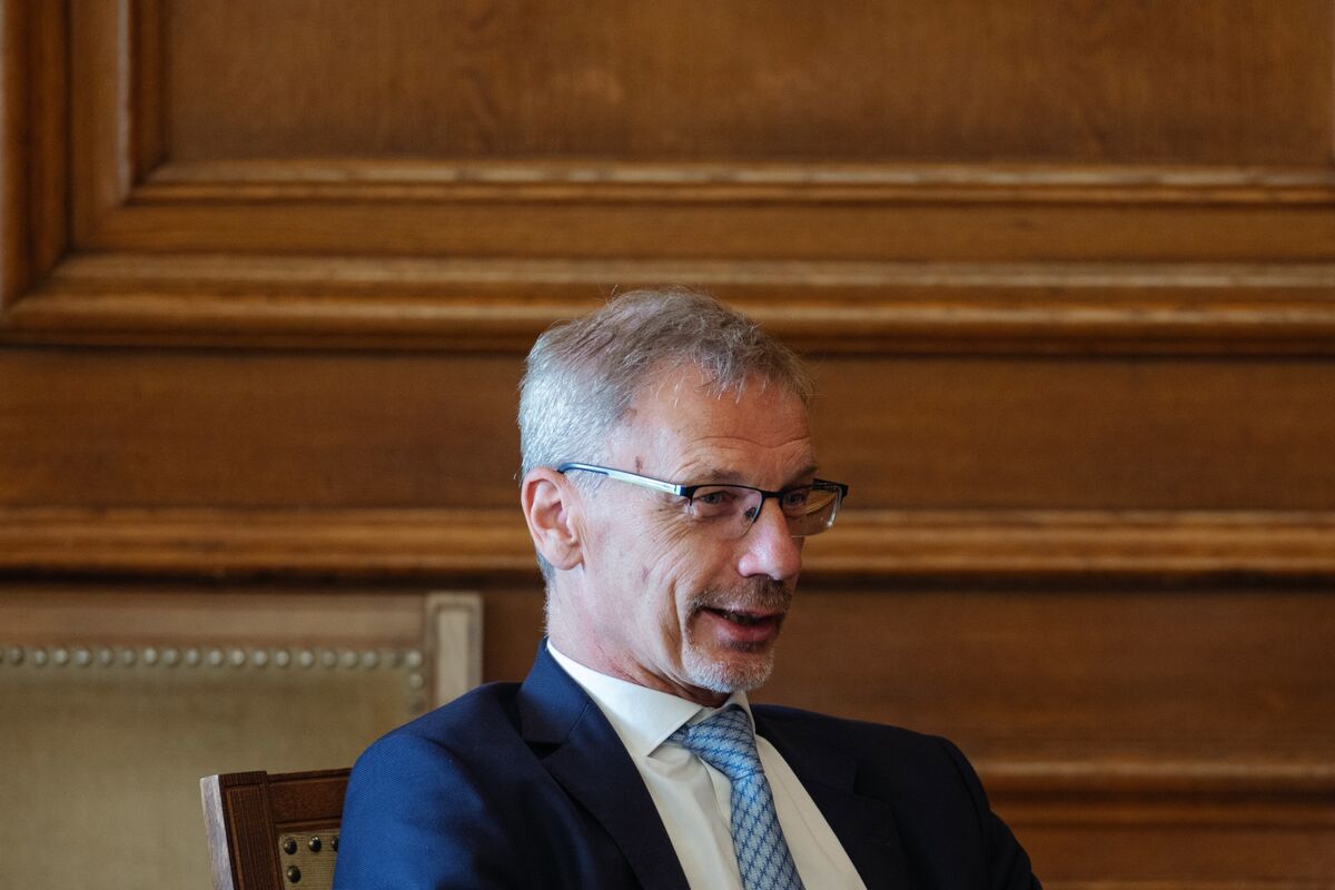 ECB Can Wait Until September to Even Discuss Next Rate Move, Vujcic ...