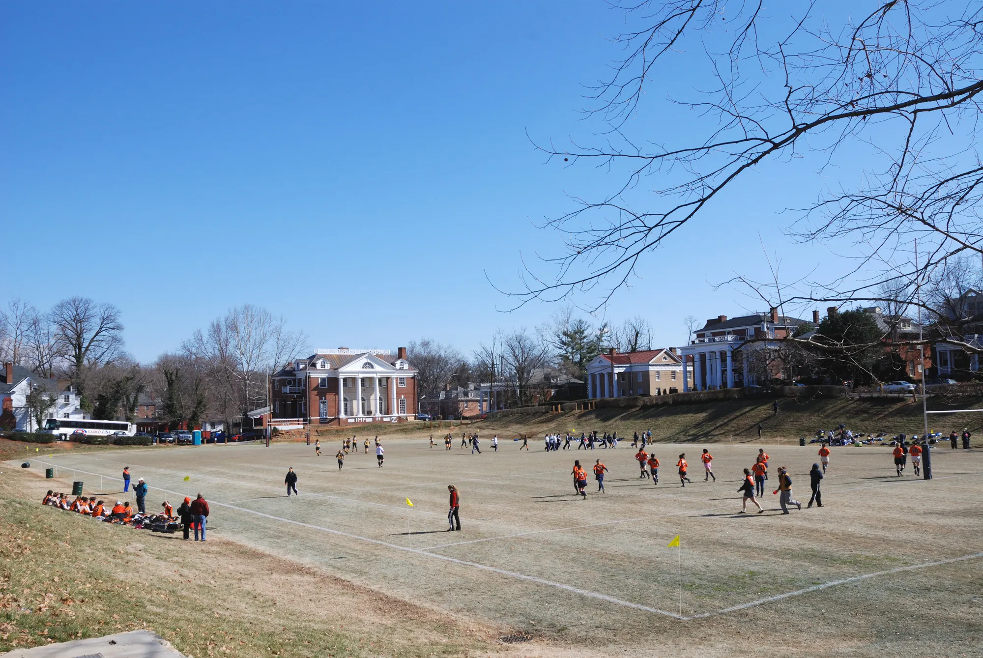 UVA Tells Students How It Plans to Make Frat Parties Safer - Bloomberg