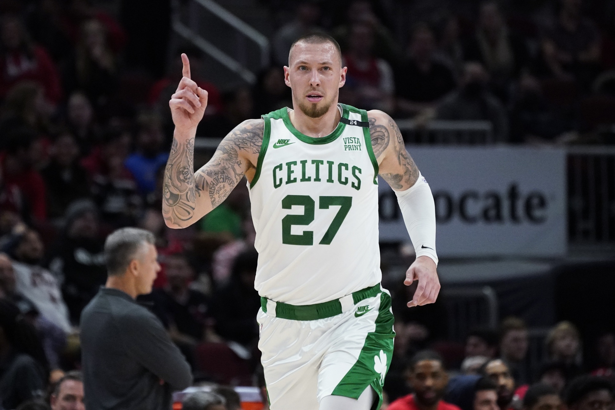 Celtics Rout Bulls for 50th, Close in on No. 2 Spot in East - Bloomberg