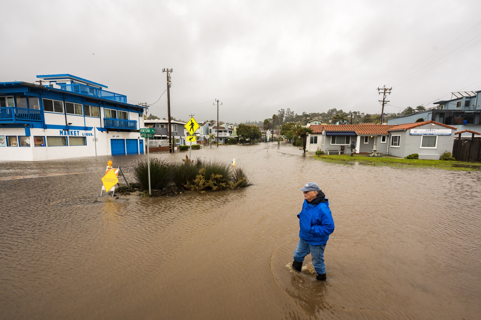 California Officials See Reprieve From Rain, Dry Weather Through End of ...