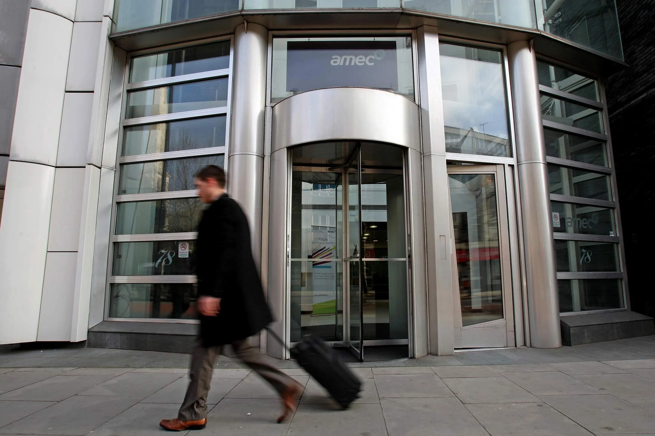 U.K. Opens Bribery Investigation Into Amec Ahead of Merger - Bloomberg